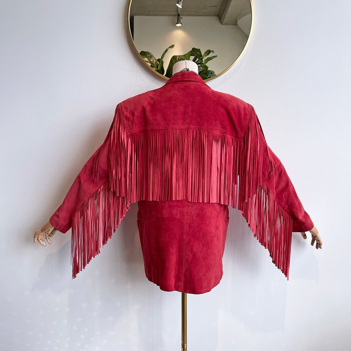 Little Red Rodeo – girl on a vine